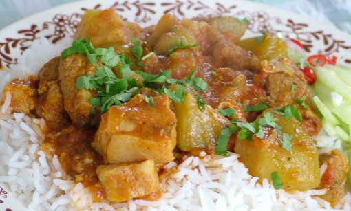 Choko and pork (or beef) curry – Taste of Mauritius