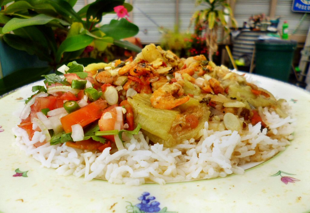 Fricassée de pipengaille avec chevrettes sêches – luffa with dried ...